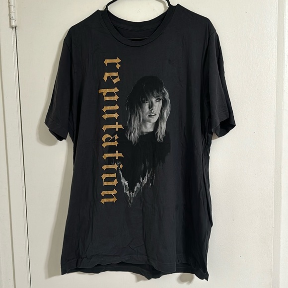 Taylor Swift | Tops | Taylor Swift Reputation Stadium Tour Tee | Poshmark